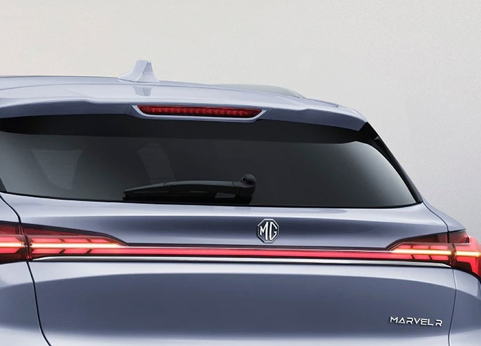 Dritat e pasme në formë shigjete